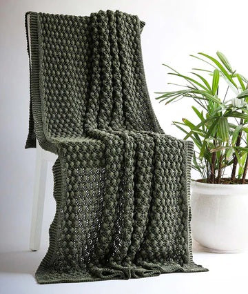 ALL YOU NEED TO KNOW ABOUT THROWS – Pluchi Online