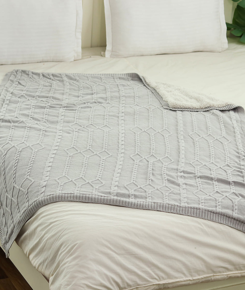 Twist Cable Cotton Knitted Throw Blanket With Warm Sherpa (Cool Grey ...